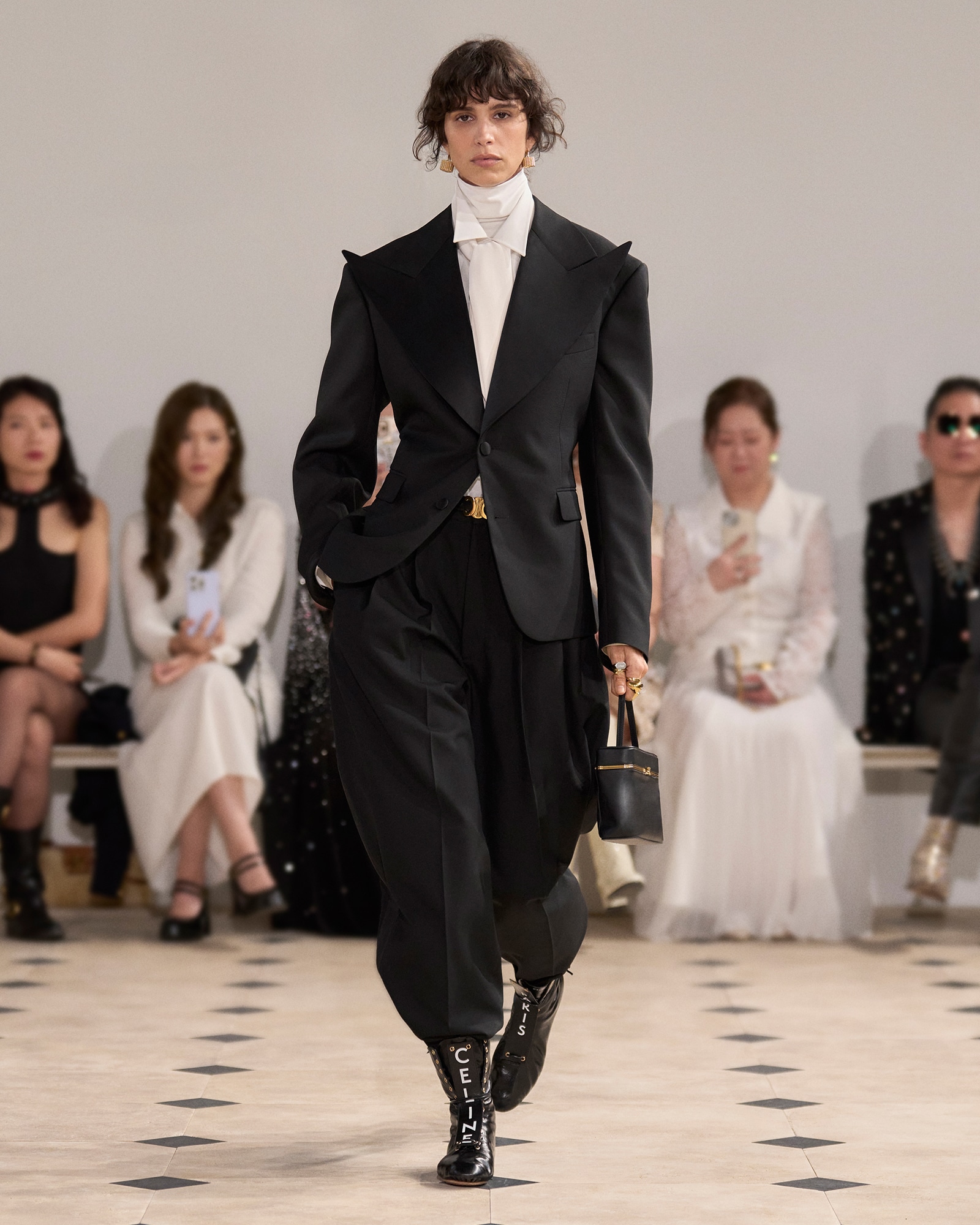 CELINE RUNWAY LOOKS - SPRING 2026 COLLECTION | CELINE