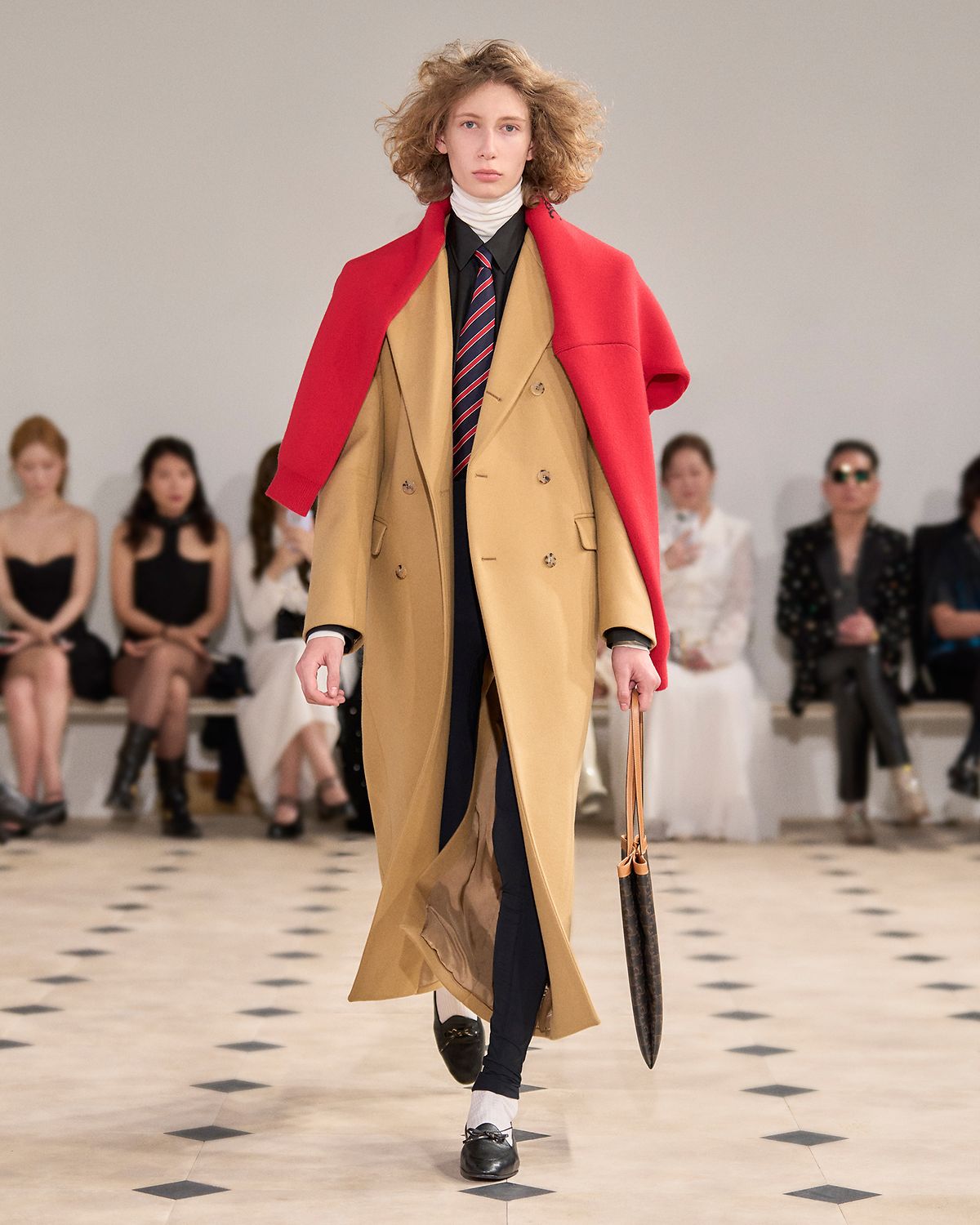 CELINE RUNWAY LOOKS - SPRING 2026 COLLECTION | CELINE
